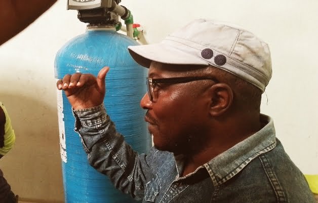 Visite pédagogique à l'usine Evina. Les étudiants de Polytechnique de l ...